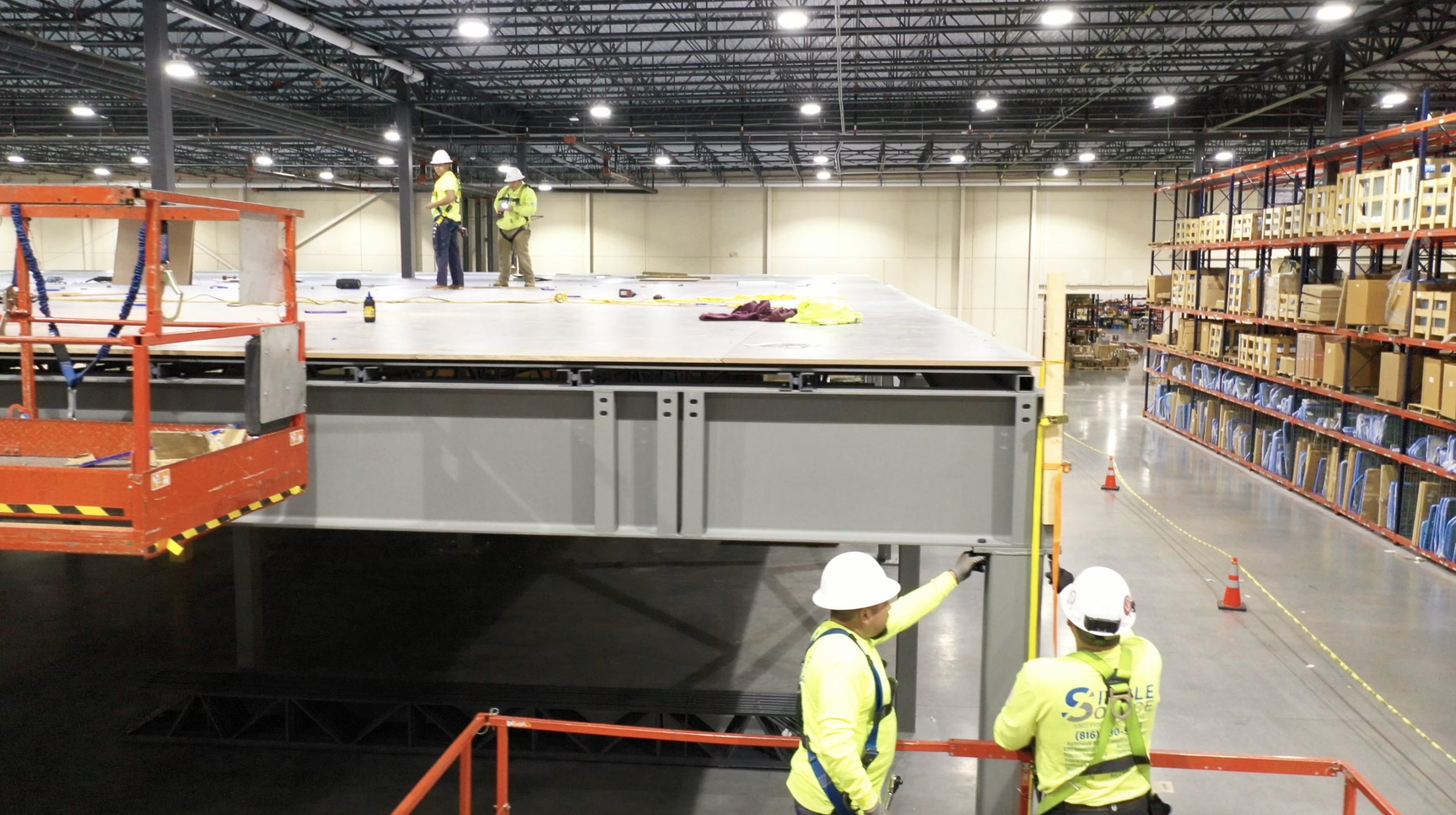 Choosing the Right Warehouse Installation Subcontractor | Single Source ...